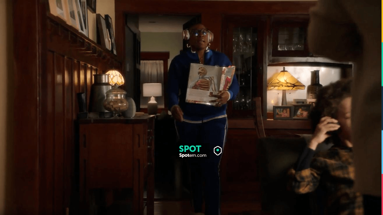 Scotch & Soda Colorful Sporty Ribbed Sweats worn by Henrietta 'Hen ...