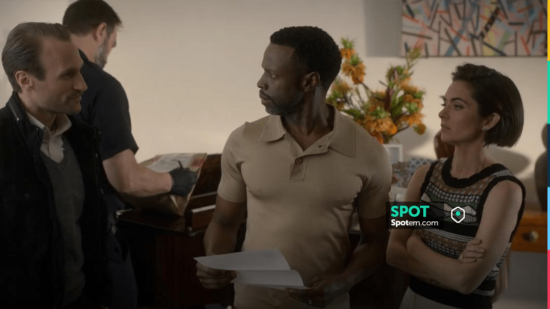 Suéter Sandro Timothee usado por Sarah Miller (Brooke Lyons) como se ve ...