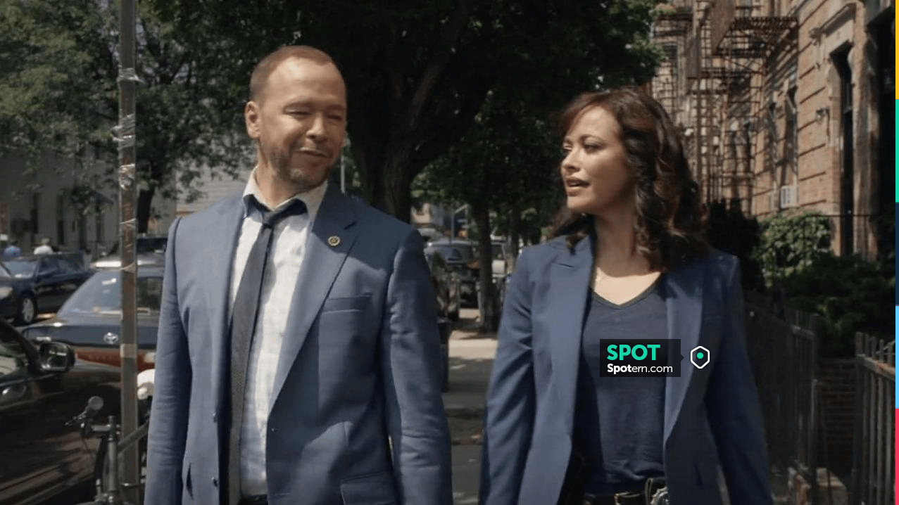 Theory Etiennette Blazer worn by Maria Baez (Marisa Ramirez) as seen in ...