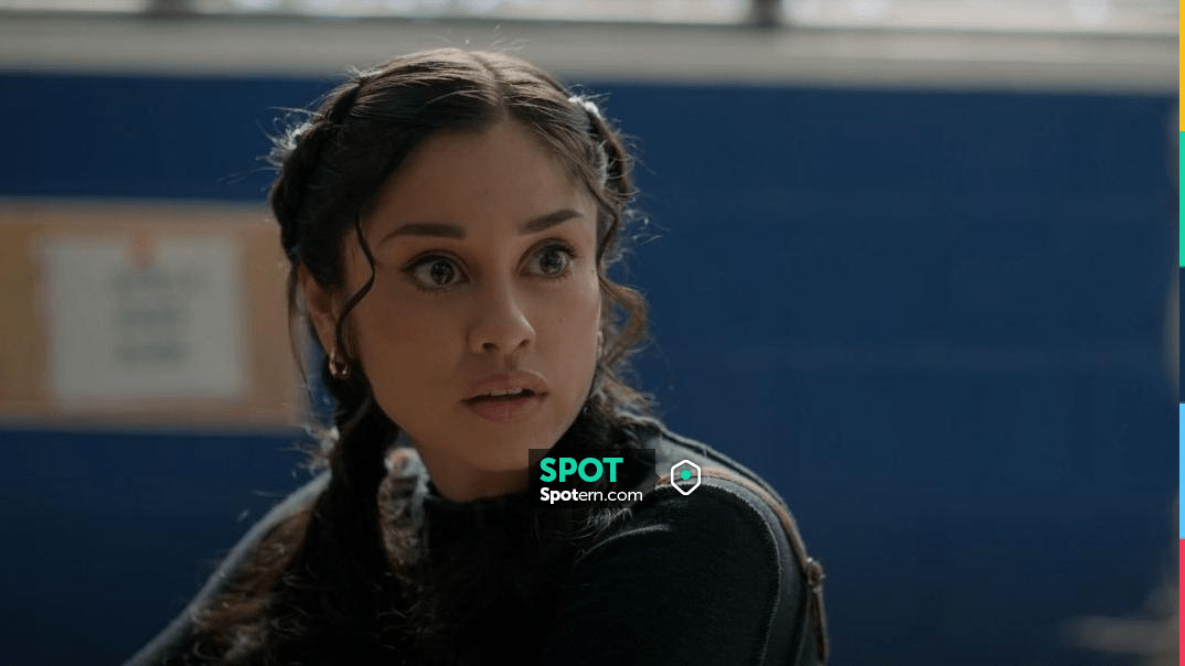 Urban Outfitters Sunray Top worn by Yolanda Montez (Yvette Monreal) as ...