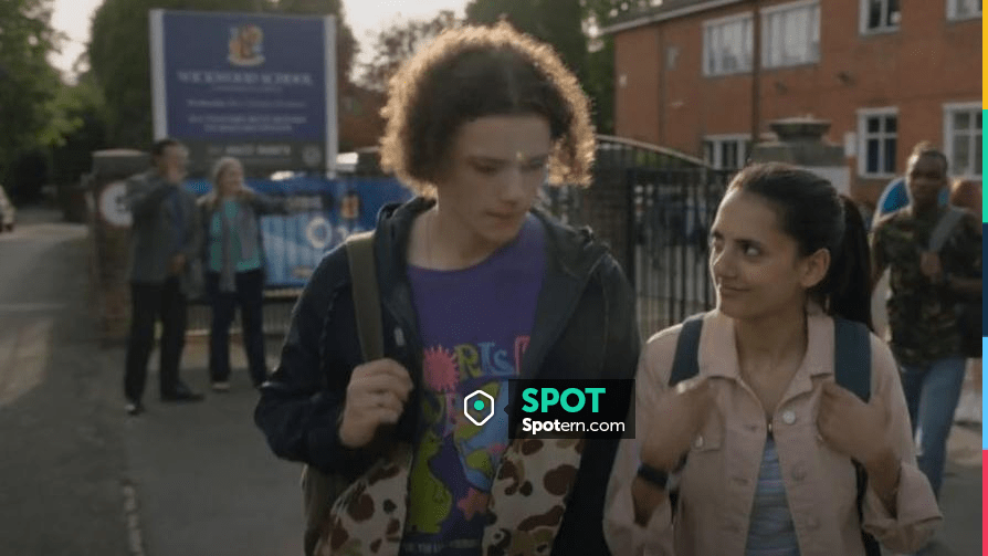 UO World Tour Puff-Print T-Shirt worn by Ben (Louis Oliver) as seen in ...