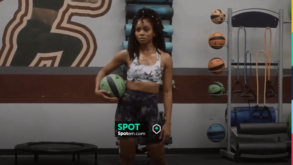 Lululemon Align Super High Rise Shorts worn by Simone Hicks (Geffri ...