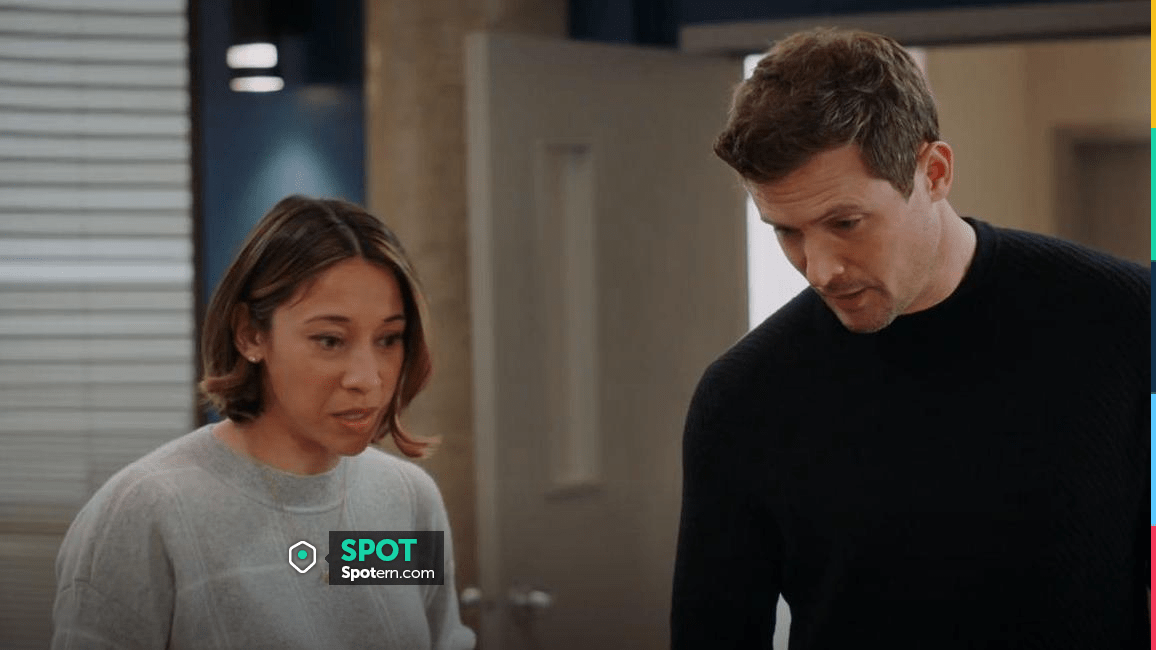 Club Monaco Plaid Cashmere & Silk Crewneck Sweater worn by Sarah Truong ...