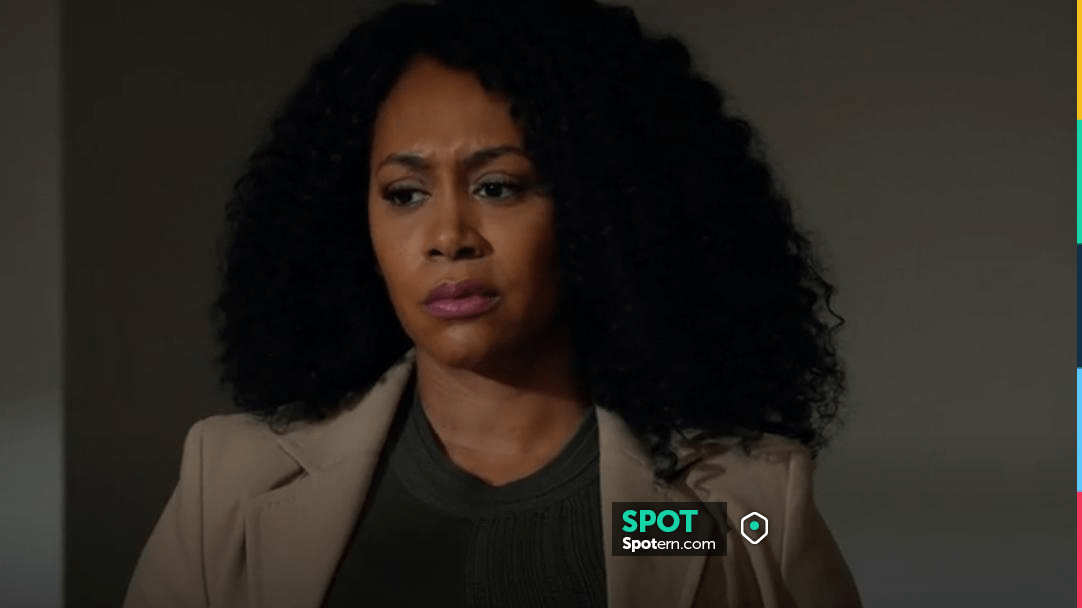 Max Mara Pas­ta Blaz­er worn by Lola Carmichael (Simone Missick) as ...