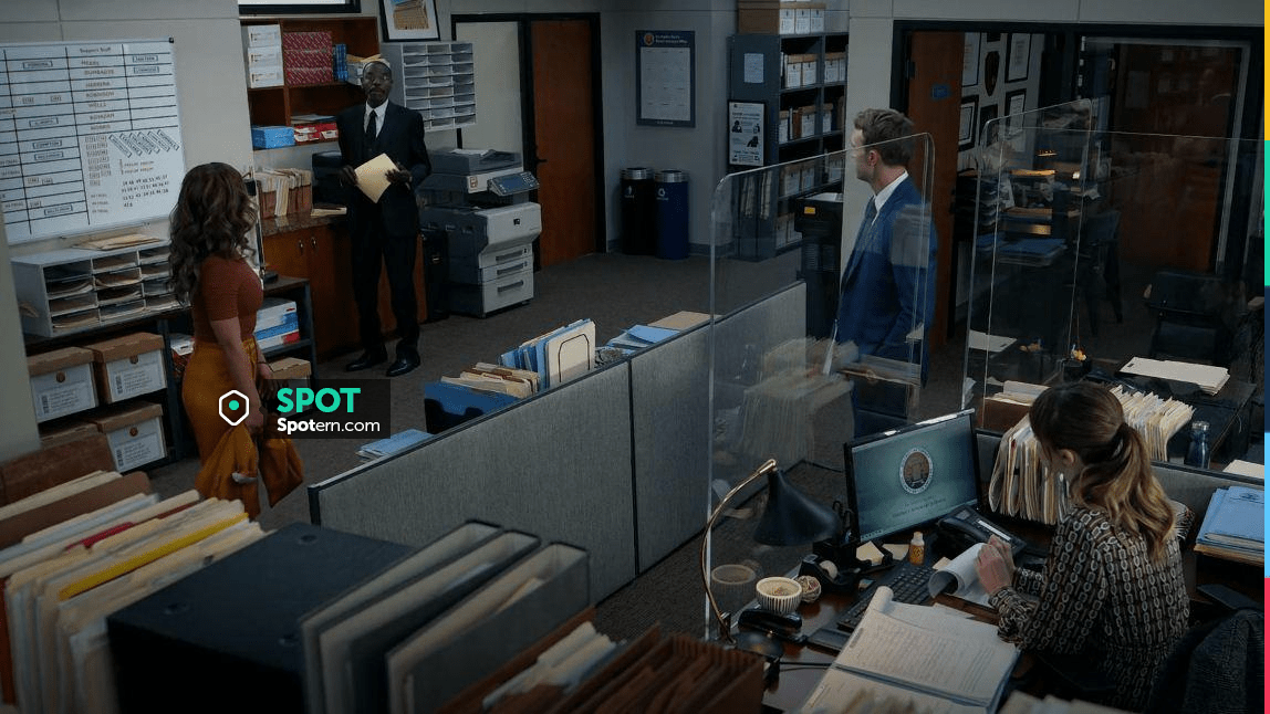 Scotch & Soda Tailored Trousers worn by Emily Lopez (Jessica Camacho ...