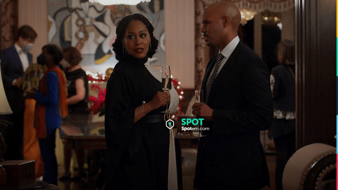 Valentino Garavani Re­versible Leather Belt worn by Lola Carmichael ...