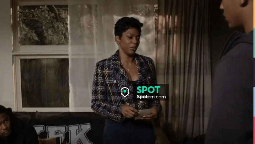 Zara Cropped Textured Blazer worn by Celine (Crystal Lee Brown) as seen ...