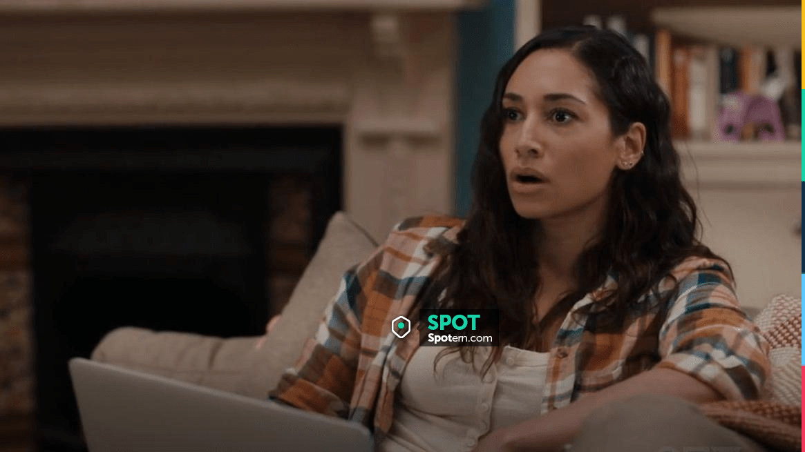 American Eagle Soft Boyfriend Fit Plaid Flannel Button Down Shirt worn ...