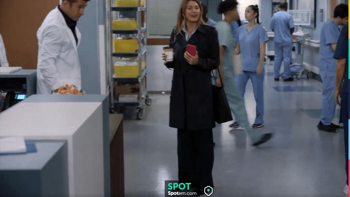 Tory Burch Wo­ven Dou­ble T Pump worn by Dr. Meredith Grey (Ellen ...