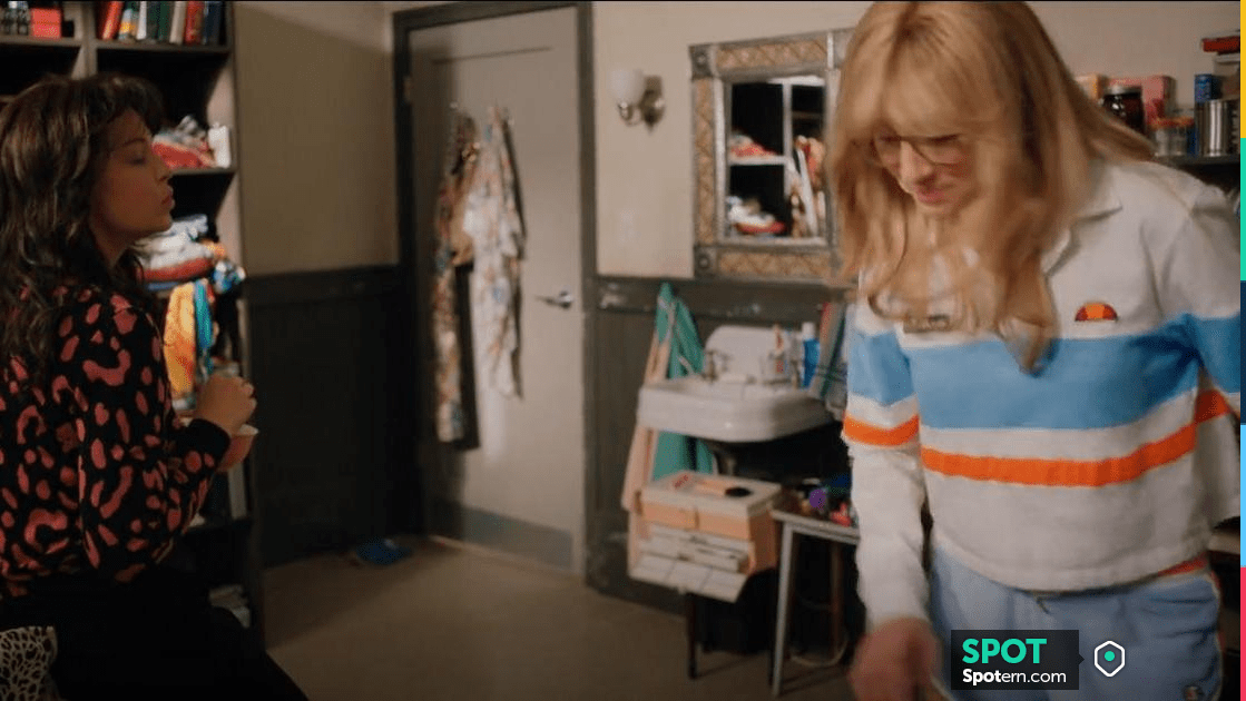 Champion Life Terry Shorts worn by Kate Mularkey (Sarah Chalke) as seen ...