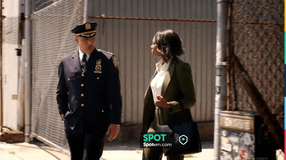 Furla Vit­to­ria Tote worn by Deputy Inspector Regina Haywood (Amanda ...