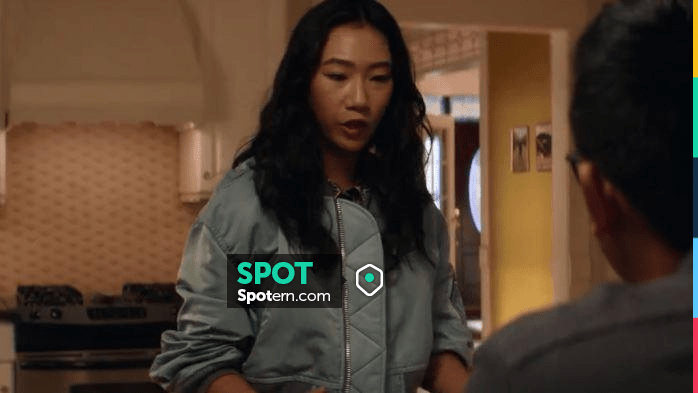 Sacai Cropped Ny­lon Bomber Jack­et worn by Nicky Shen (Olivia Liang ...