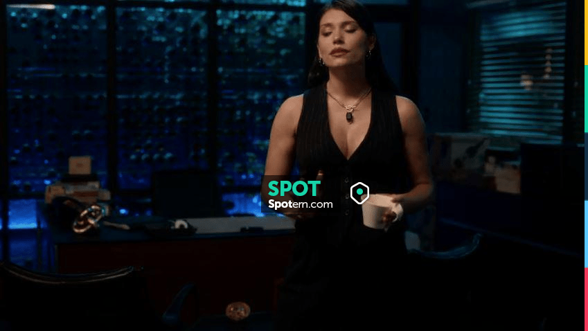 Saint Laurent Pin­striped V-neck Vest worn by Nadia Morales (Eva De ...