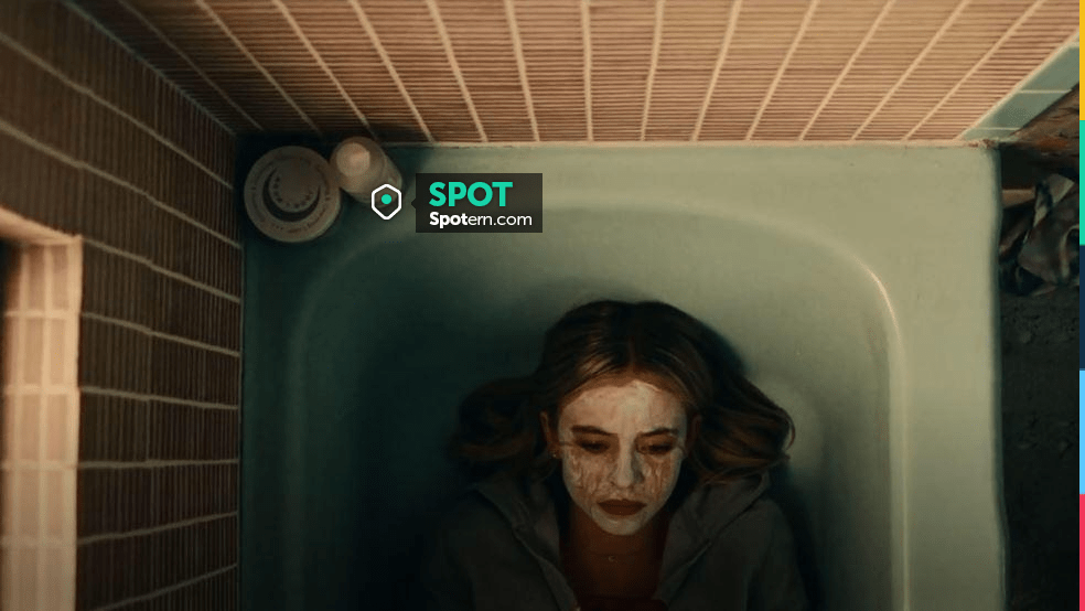 Mario Badescu Rose Body Soap used by Cassie Howard (Sydney Sweeney) as ...