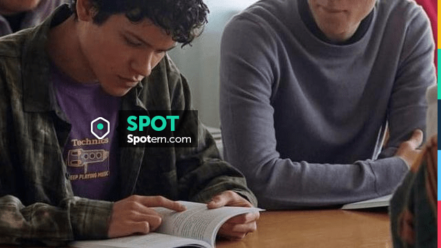 The Keep Playing Music t-shirt worn by Simon (Omar Rudberg) in the ...