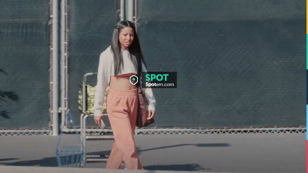 Nike Dri-FIT Indy Light-Support Padded V-Neck worn by Thea Mays ...