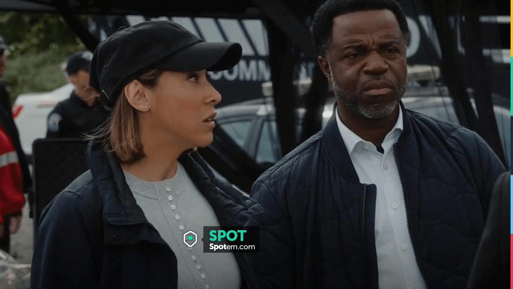 Club Monaco Short Sleeve Cashmere Sweater worn by Sarah Truong (Mayko ...