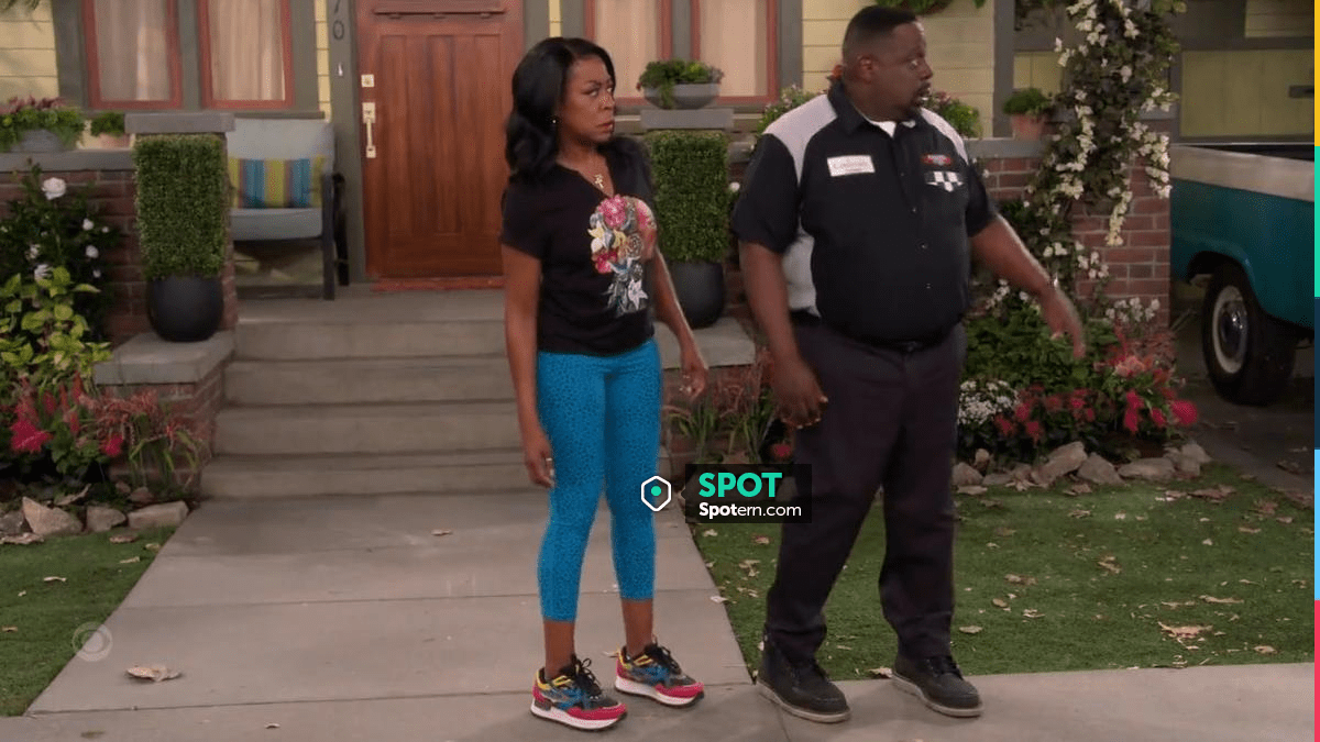 Nike Pro Cropped Leggings worn by Tina Butler (Tichina Arnold) as seen ...