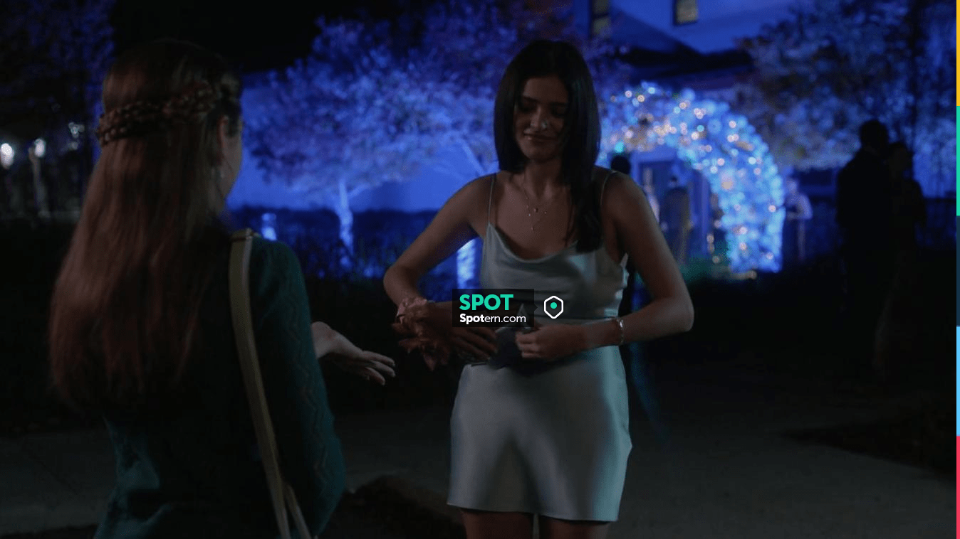 Alice + Olivia Nelle Minirobe ajustée portée par Olive Stone (Luna ...