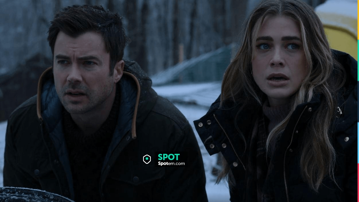 Fjallraven Green­land Jack­et worn by Zeke Landon (Matt Long) as seen ...