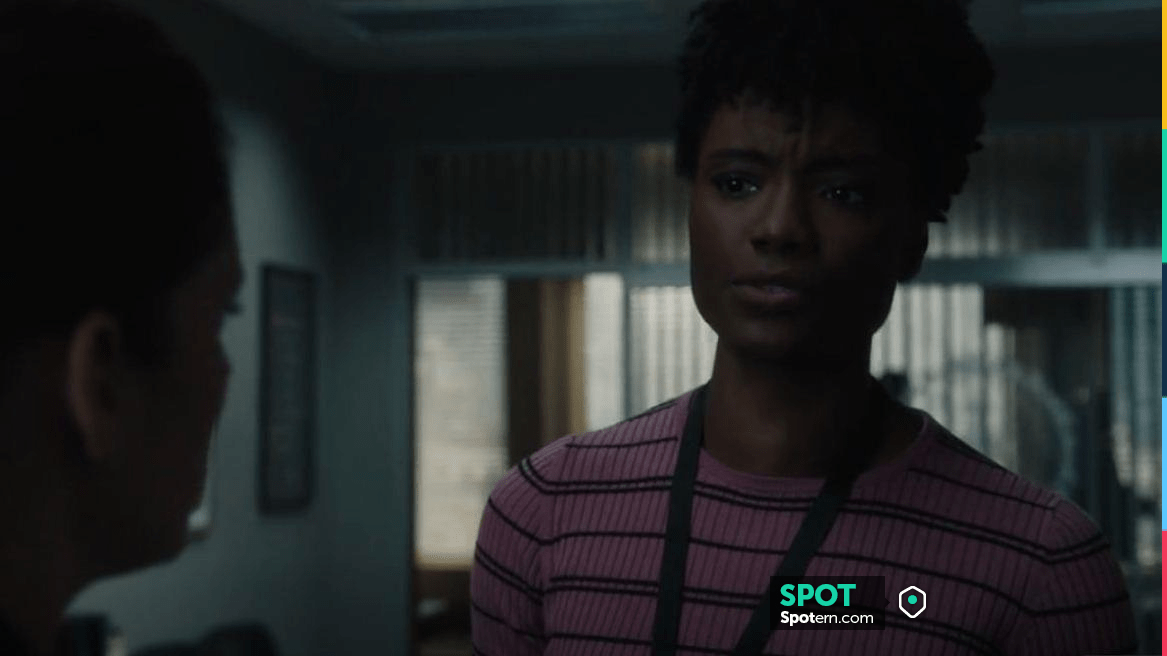 Akris Merino Wool Ribbed Knit Pullover worn by Tiffany Wallace ...