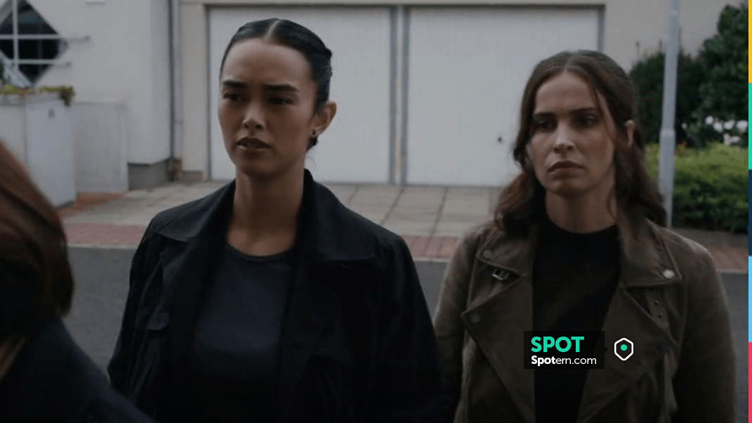 Freaky Nation Be­tween Sea­son Jack­et worn by Special Agent Jamie ...