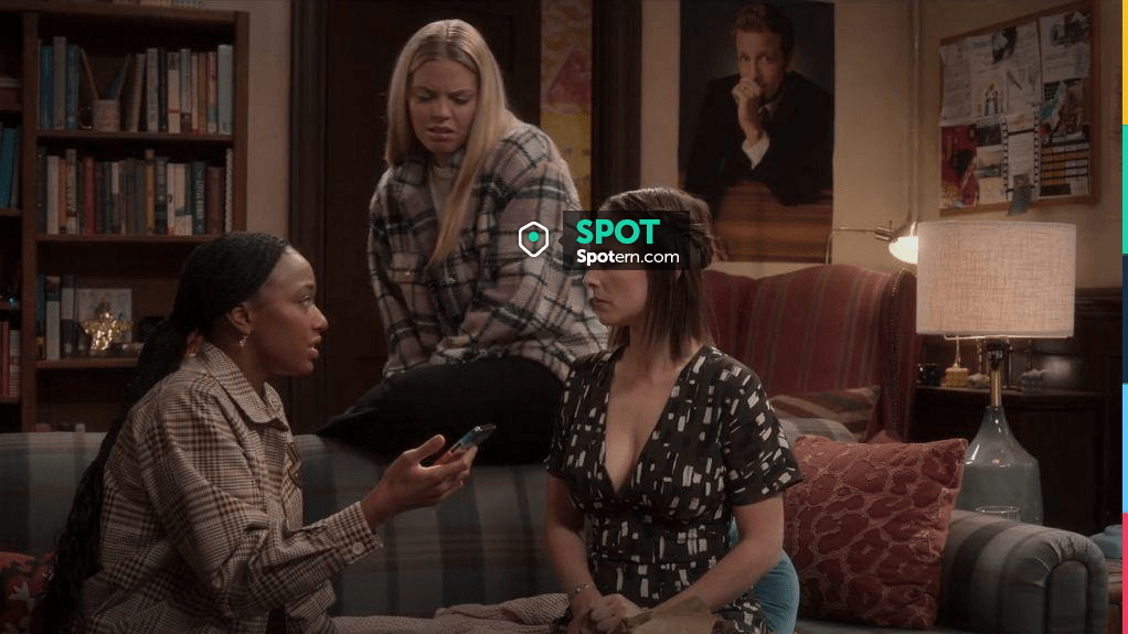 Zara Lina Overshirt worn by Leighton Murray (Reneé Rapp) as seen in The ...