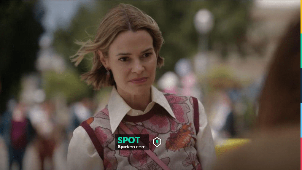 Gucci Nojum Lurex Floral Vest worn by Alice Pieszecki (Leisha Hailey ...