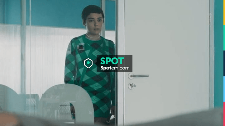 Zara Green Argyle Dress & Cardigan worn by Ari Blanco (Carla Díaz) as ...