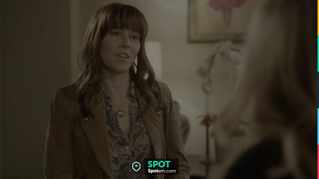 L'Agence Ryan Leopard Print Collared Shirt worn by Judy Hale (Linda ...