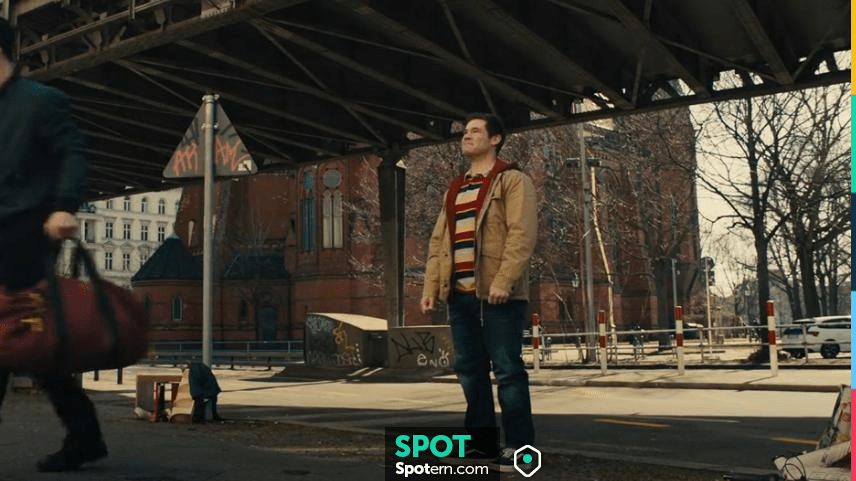 Vans Old Skool Sneakers worn by Bumper Allen (Adam DeVine) as seen in ...