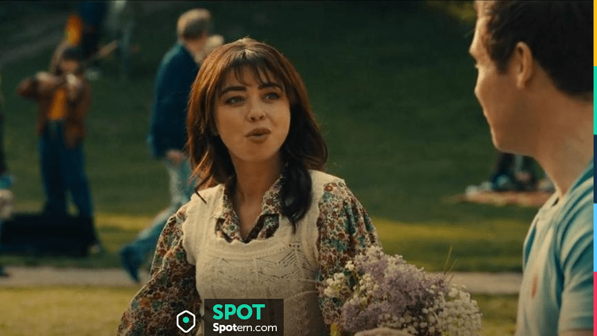 Sandro Faraday Floral Print Silk Shirt worn by Heidi (Sarah Hyland) as ...