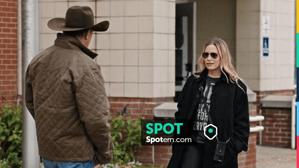 Free Everything for Everybody Printed Black Tee worn by Summer Higgins ...