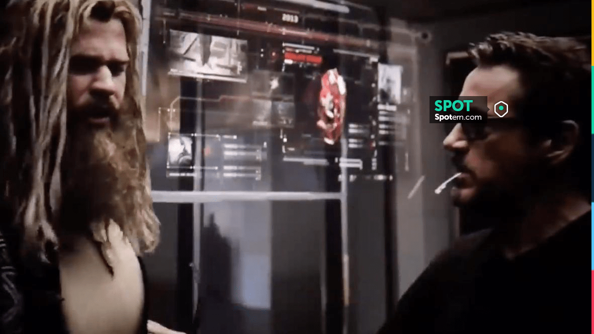 Sunglasses worn by Tony Stark / Iron Man (Robert Downey Jr.) in Avengers: Endgame | Spotern