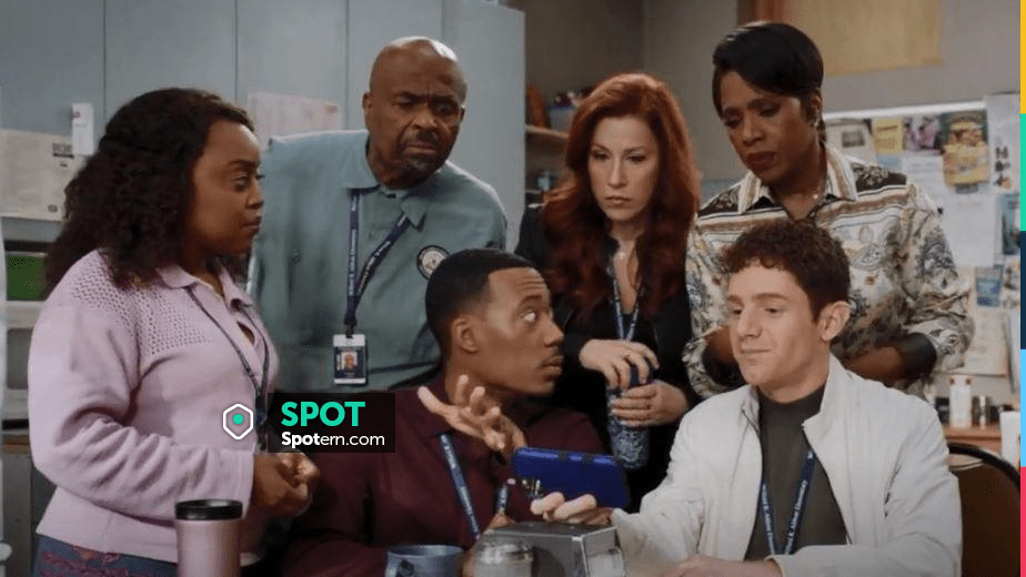 Zara Che­nille Sweat­shirt worn by Janine Teagues (Quinta Brunson) as ...