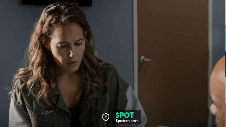 Allsaints Mortem Jack­et worn by Andy Herrera (Jaina Lee Ortiz) as seen ...