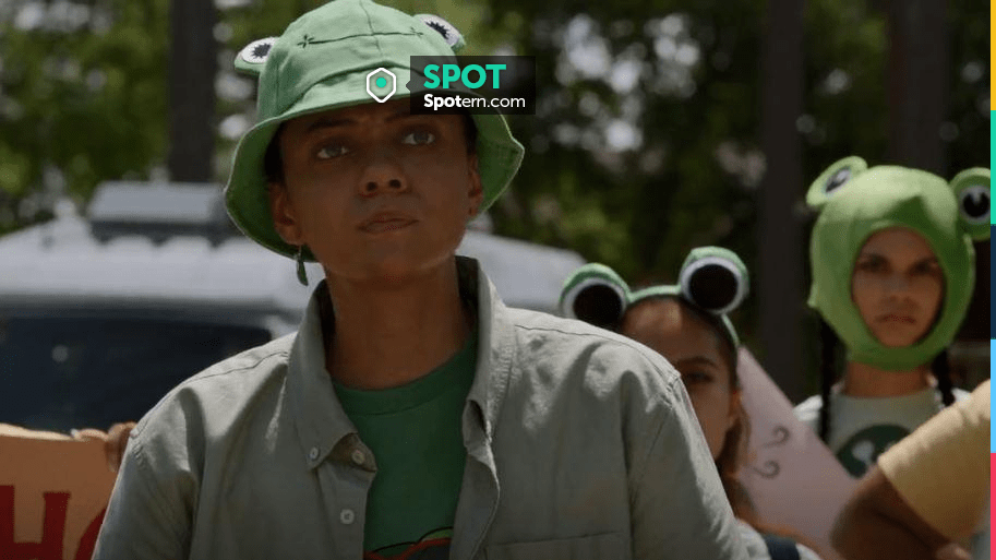 Walmart Frog Hat worn by Breanna Casey (Aleyse Shannon) as seen in ...