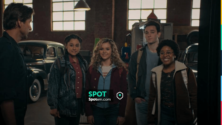 L'Agence Janelle Slim Jacket worn by Courtney Whitmore (Brec Bassinger ...