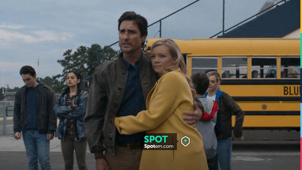 Theory Double Faced Overlay Coat worn by Barbara Whitmore (Amy Smart ...