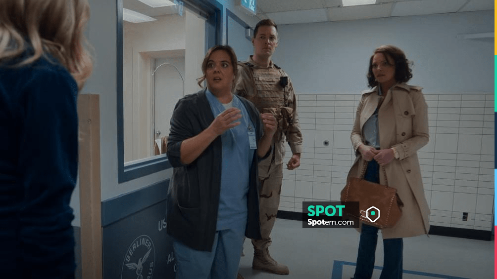 Valentino Garavani Rockstud Logo Detailed Medium Shoulder Bag worn by ...