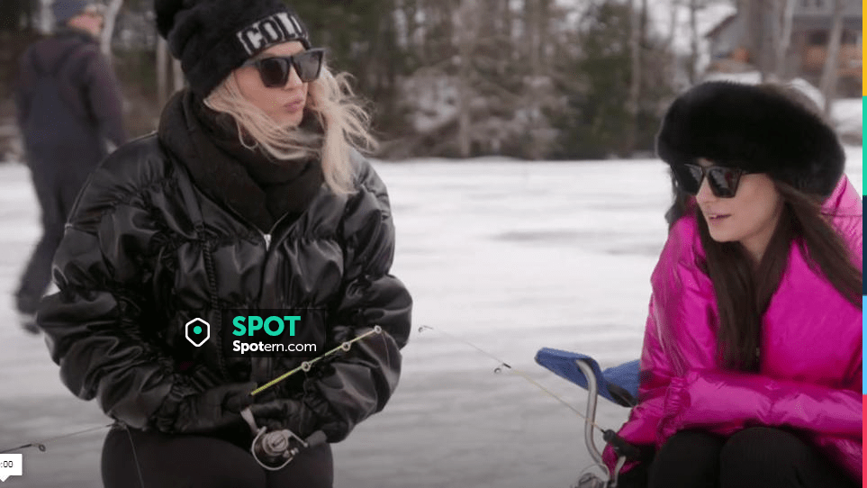 Grey Lab Crop Puffer Jack­et worn by (Jessica Stocker) as seen in ...