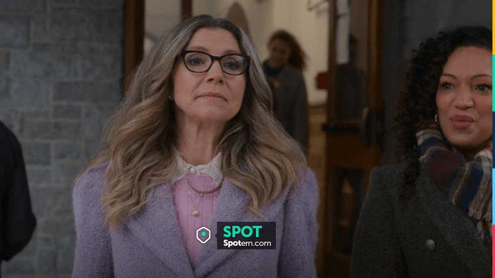 Sandro Roses Sweater Tank worn by Kate Mularkey (Sarah Chalke) as seen ...