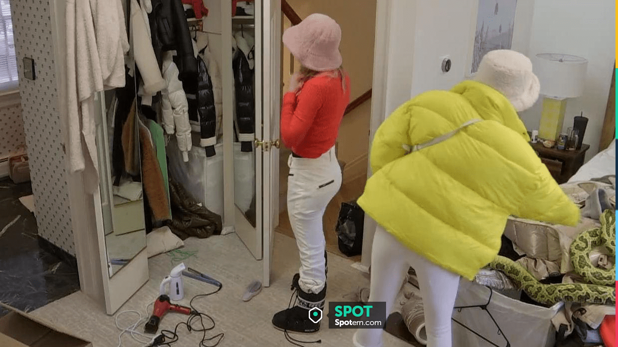 Moon Boots Ny­lon Boot worn by Jessica Stocker as seen in Winter House ...