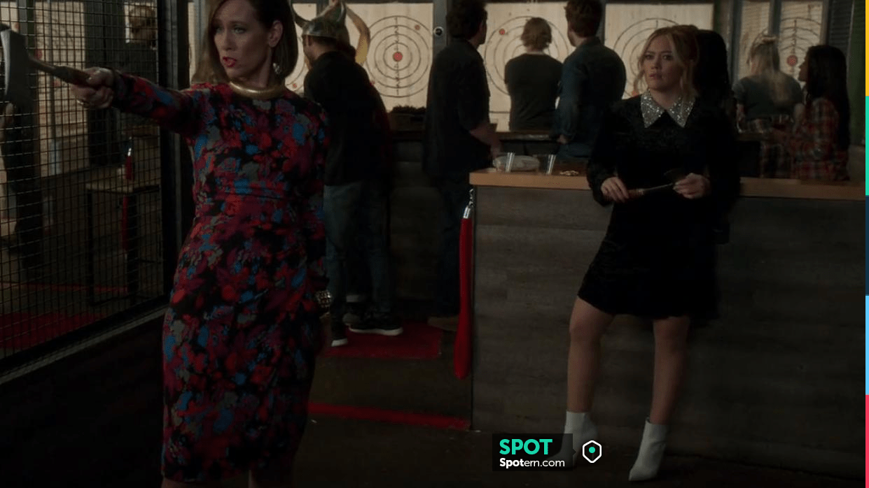 Christian Louboutin So Kate 100 Leather Ankle Boots worn by Kelsey ...