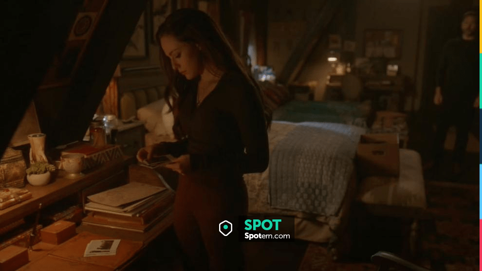 AG Jeans Prima Cigarette Jeans worn by Hope Mikaelson (Danielle Rose ...