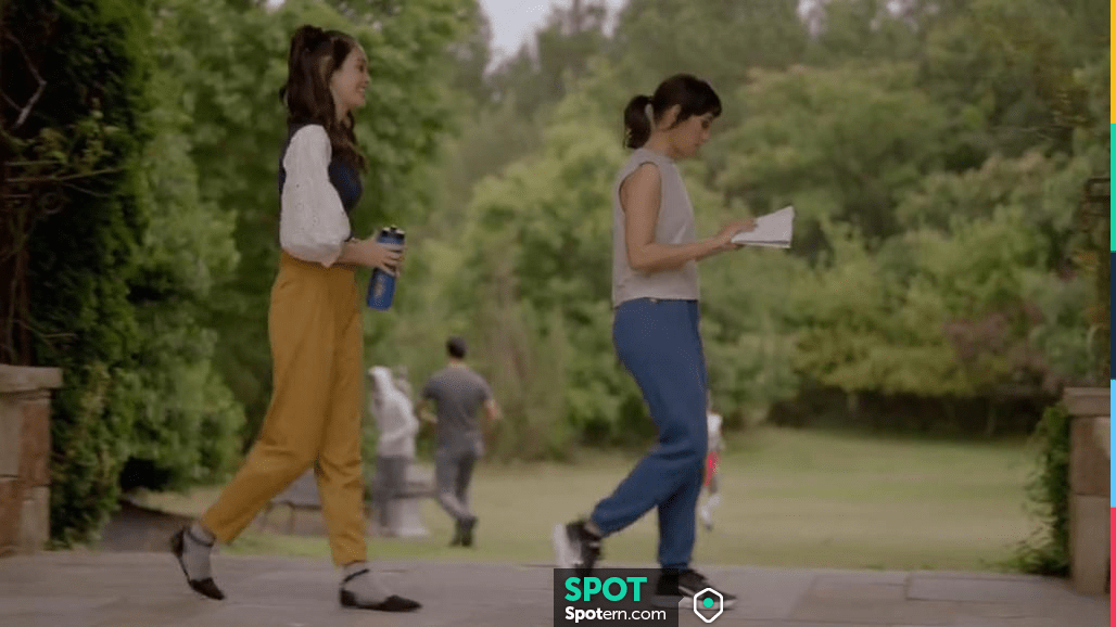 Nike Women's Revolution 5 Zapatillas usadas por Finch Tarrayo (Courtney ...