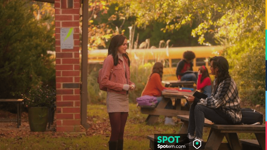 Bianco Bi­adeb Laced Shoe worn by Finch Tarrayo (Courtney Bandeko) as ...