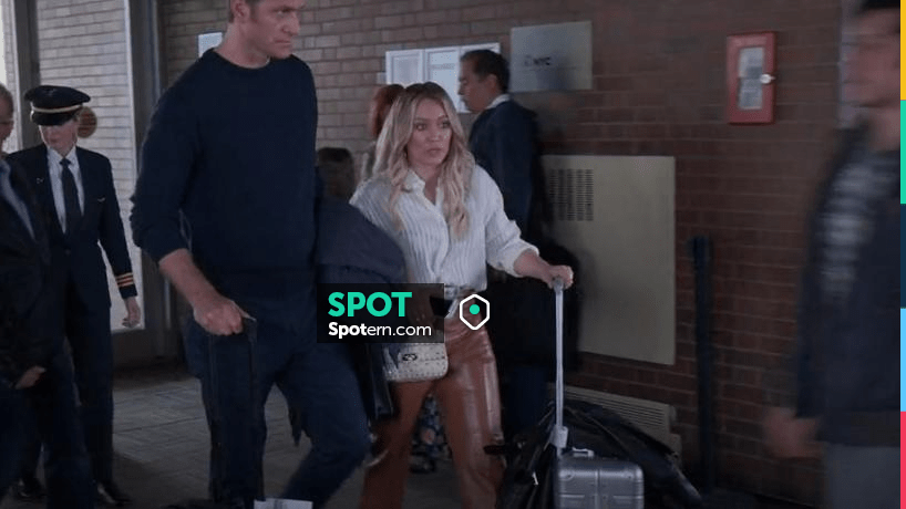 Isabel Marant Luke Belt worn by Kelsey Peters (Hilary Duff) as seen in ...