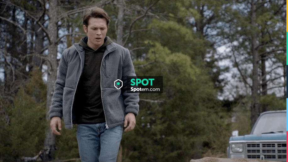 River Island Borg Ny­lon Fun­nel Neck Jack­et worn by Ethan (Leo Howard ...