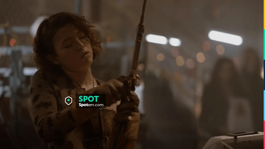 Free People One Of The Girls Printed Top worn by Jen (Piper Curda) as ...